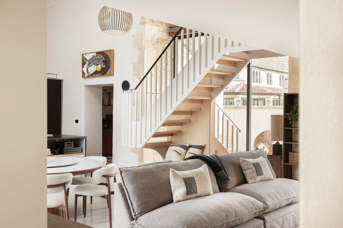 THE BARN | SNUGGLER – The Salcombe Trading Company