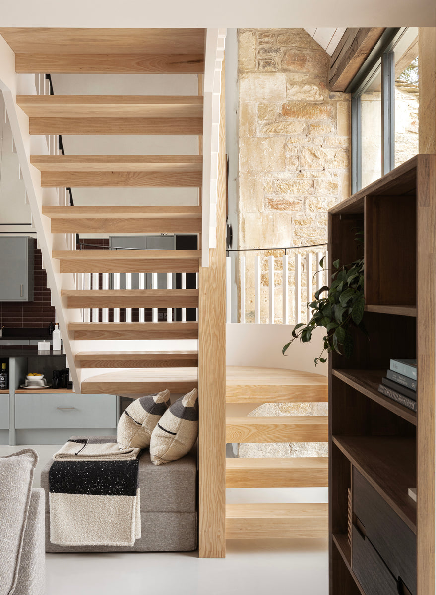 THE BARN | SQUARE FOOTSTOOL & TRAY – The Salcombe Trading Company